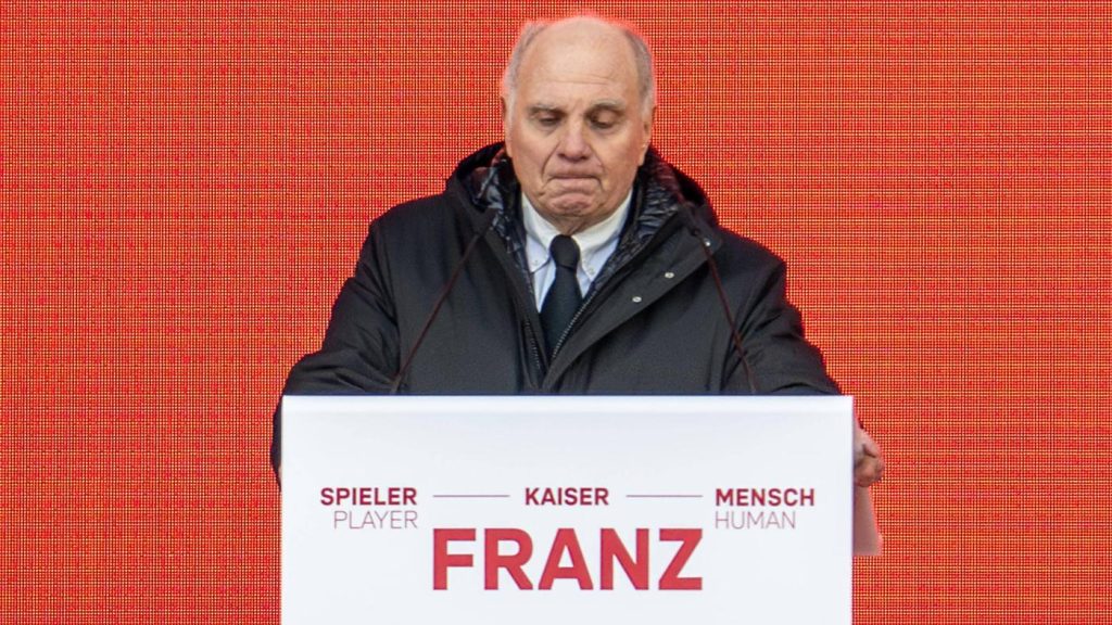 Abschied von Franz Beckenbauer: Uli Hoeneß hält Trauerrede mit Anti-AfD ...